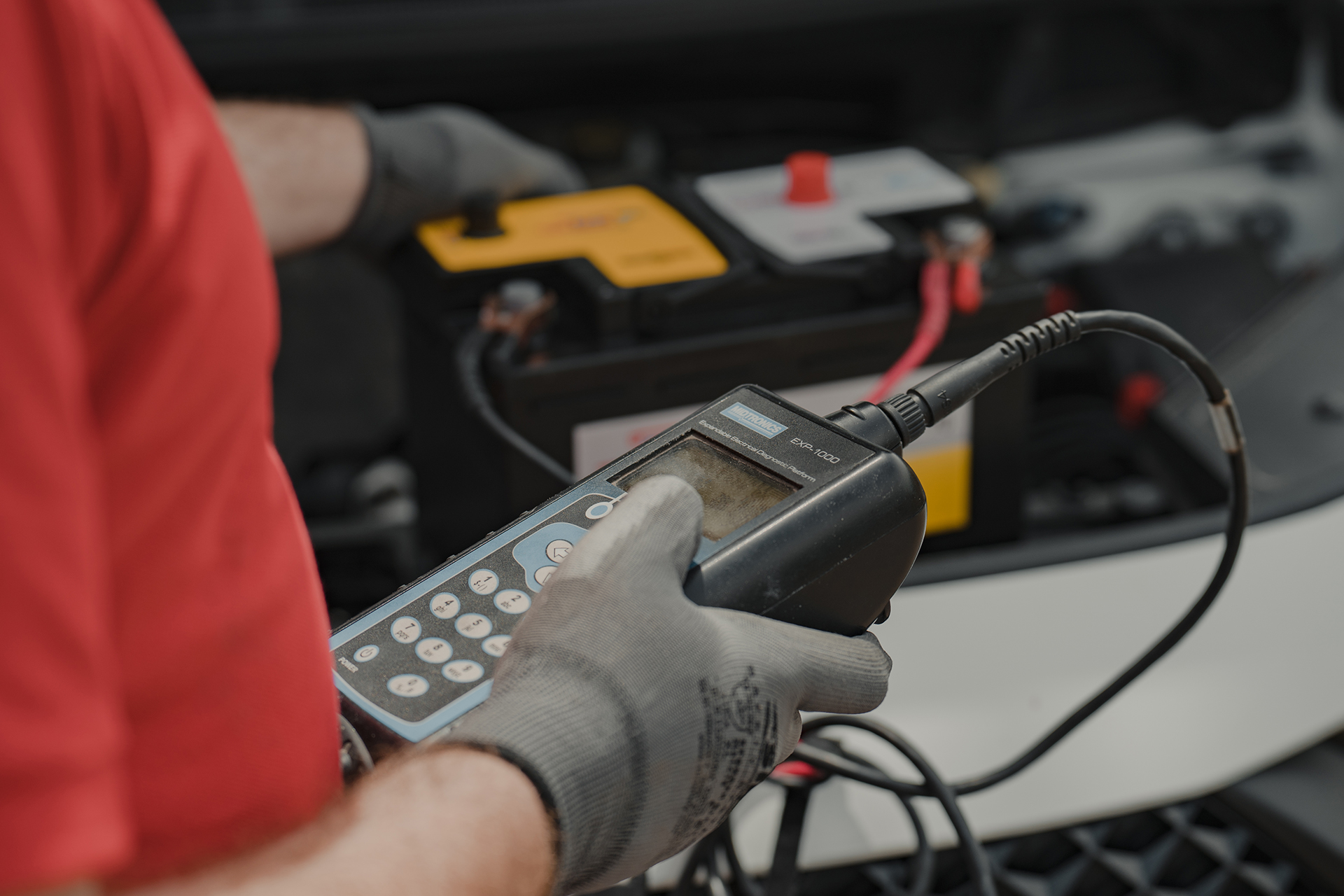 Car-bat – Vendita e sostituzione batteria per auto, camion, nautica e moto